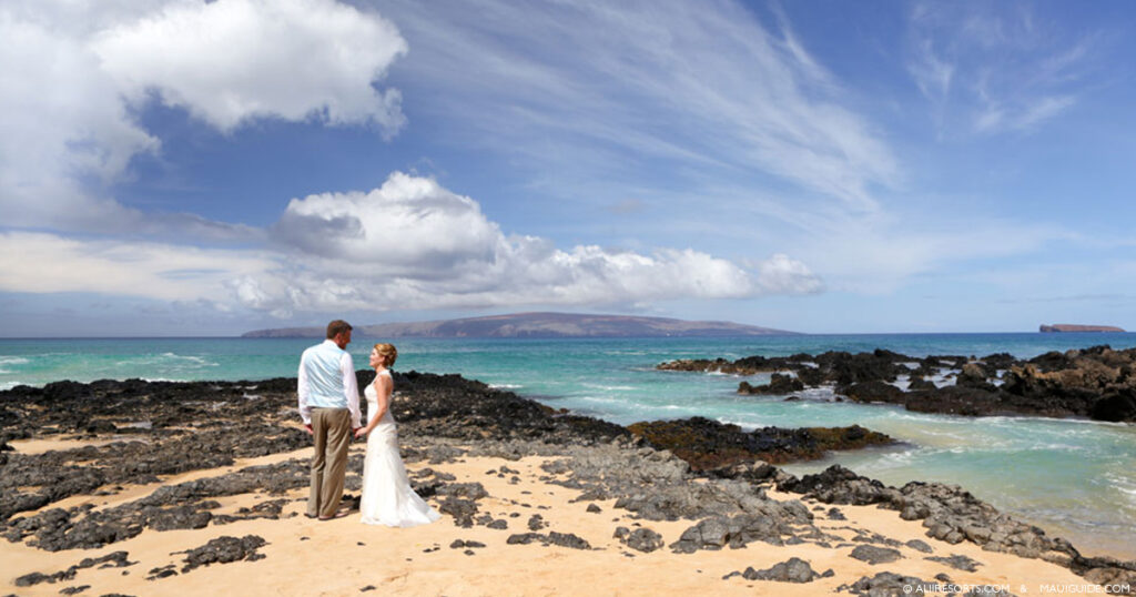 Maui Oceanfront Weddings / Honeymoon Vacation Condo Rentals